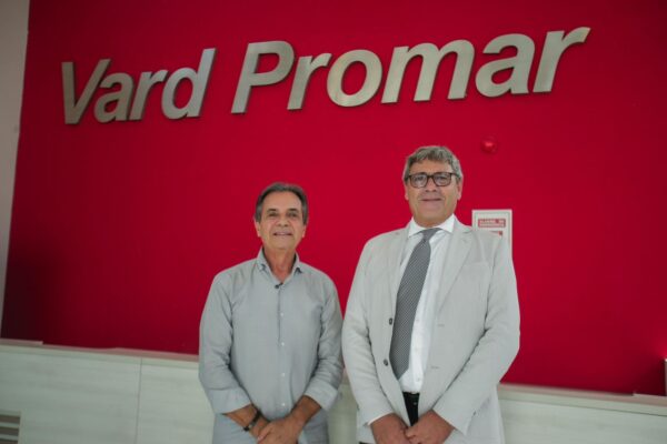 Carlos Santana tem encontro com a Vard Promar e articula parcerias para ...